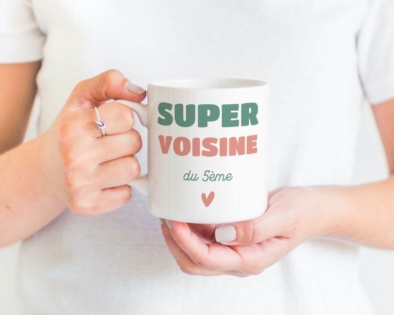 Tasse personnalisée Super Voisine avec prénom ou message | Cadeaux.com